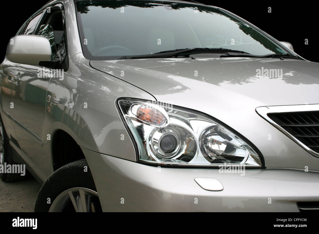 Gray car with light reflection Stock Photo - Alamy