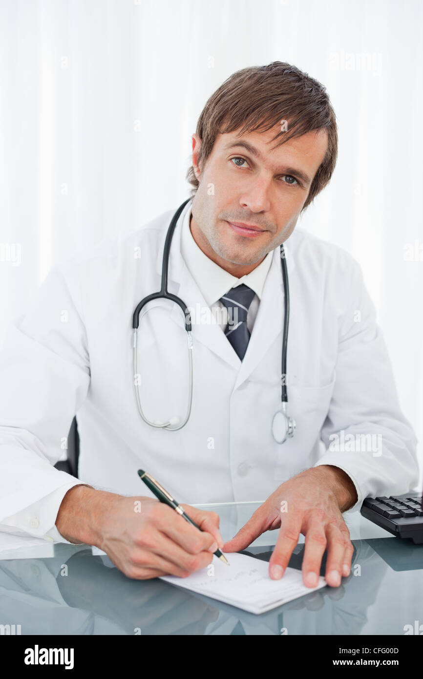 Prescription pad writing hi-res stock photography and images - Alamy
