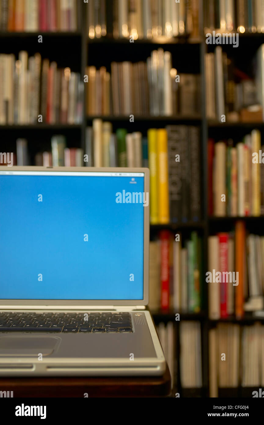 Front of book hi-res stock photography and images - Alamy