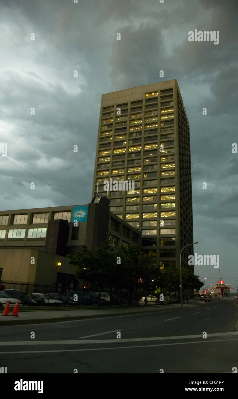 Building with Storm Clouds, Toronto, Ontario Stock Photo - Alamy