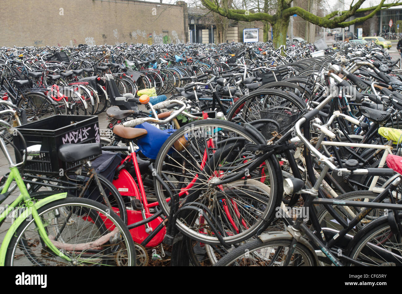 Amsterdam bike rack hi-res stock photography and images - Alamy
