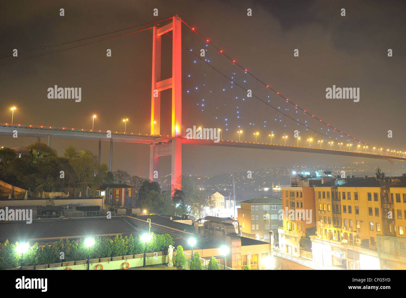 The First Bosphorus Bridge illuminated at night, Istanbul, Turkey Stock ...
