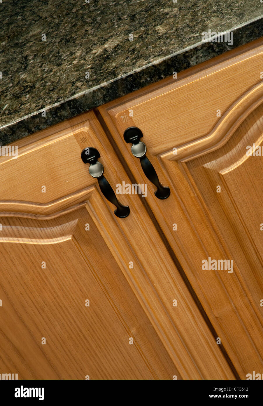 Detail of kitchen doors and worktop Stock Photo - Alamy