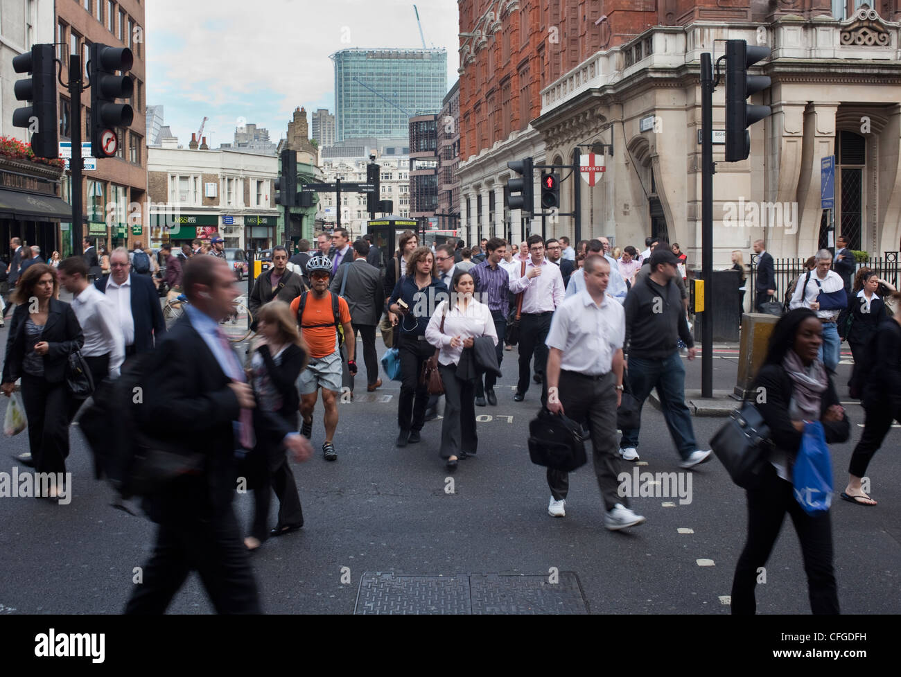 Business people busy street hi-res stock photography and images - Alamy
