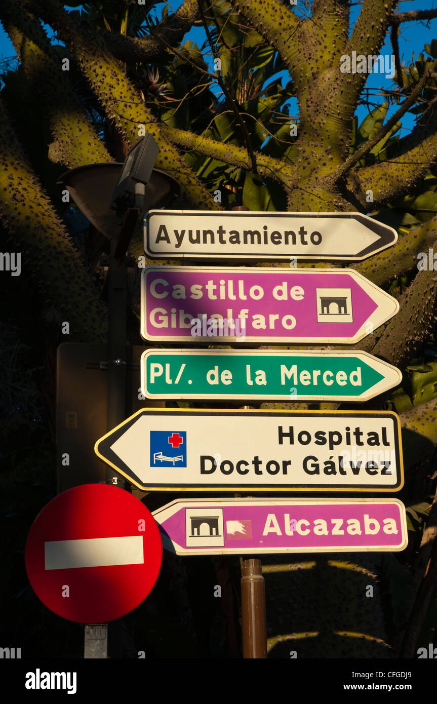 Sign Signs Spanish High Resolution Stock Photography and Images - Alamy