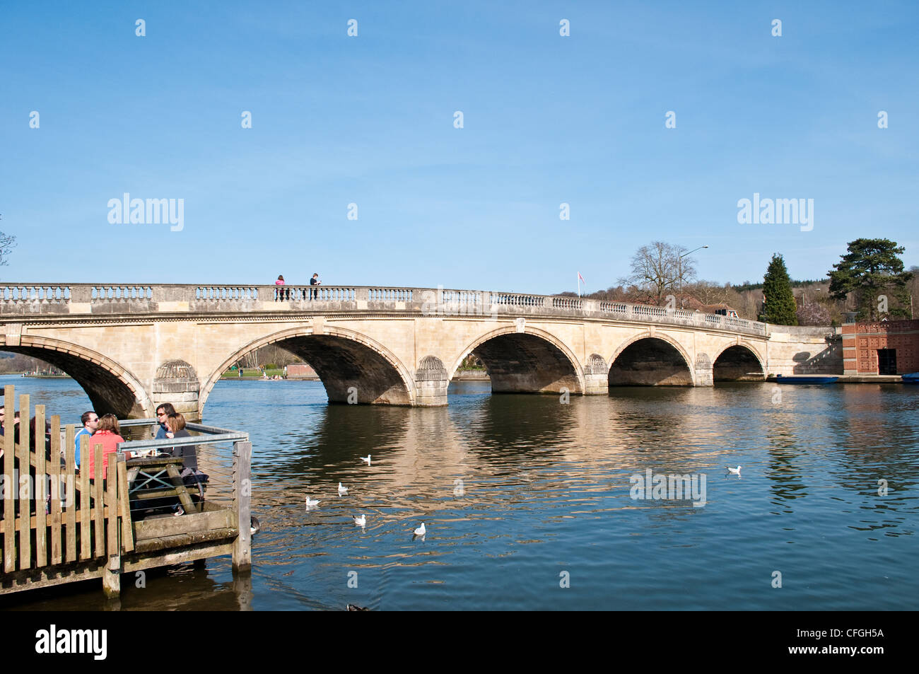 Henly bridge, Henley-on-Thames, Oxfordshire, England, UK Stock Photo ...