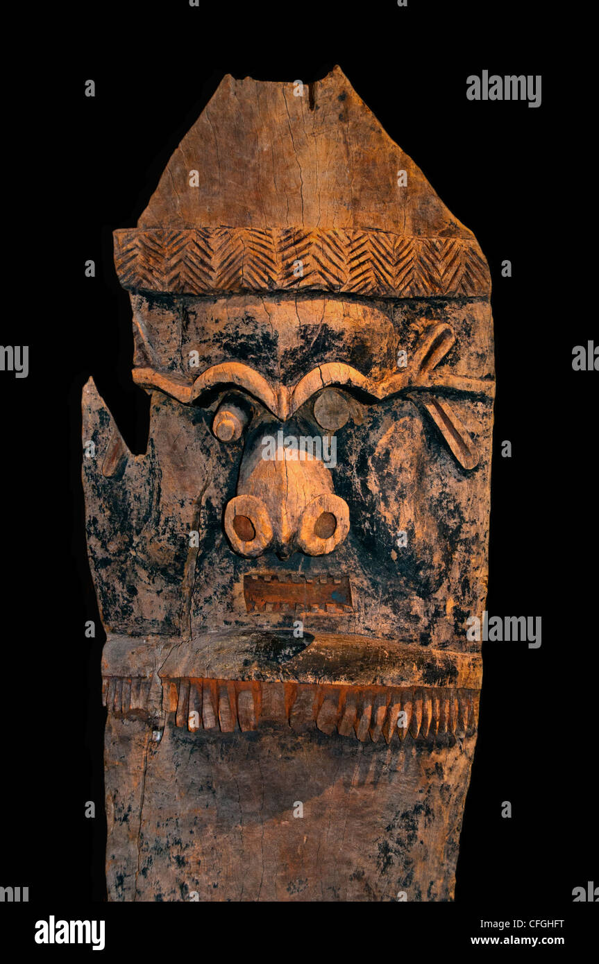 The Kanaks, native people of New Caledonia, are organised in a clan ...