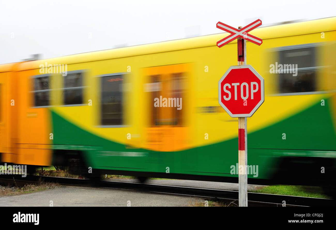 Fast railroad train hi-res stock photography and images - Alamy