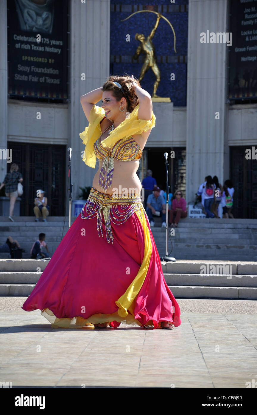 Egyptian belly dancer performing on hi-res stock photography and images ...