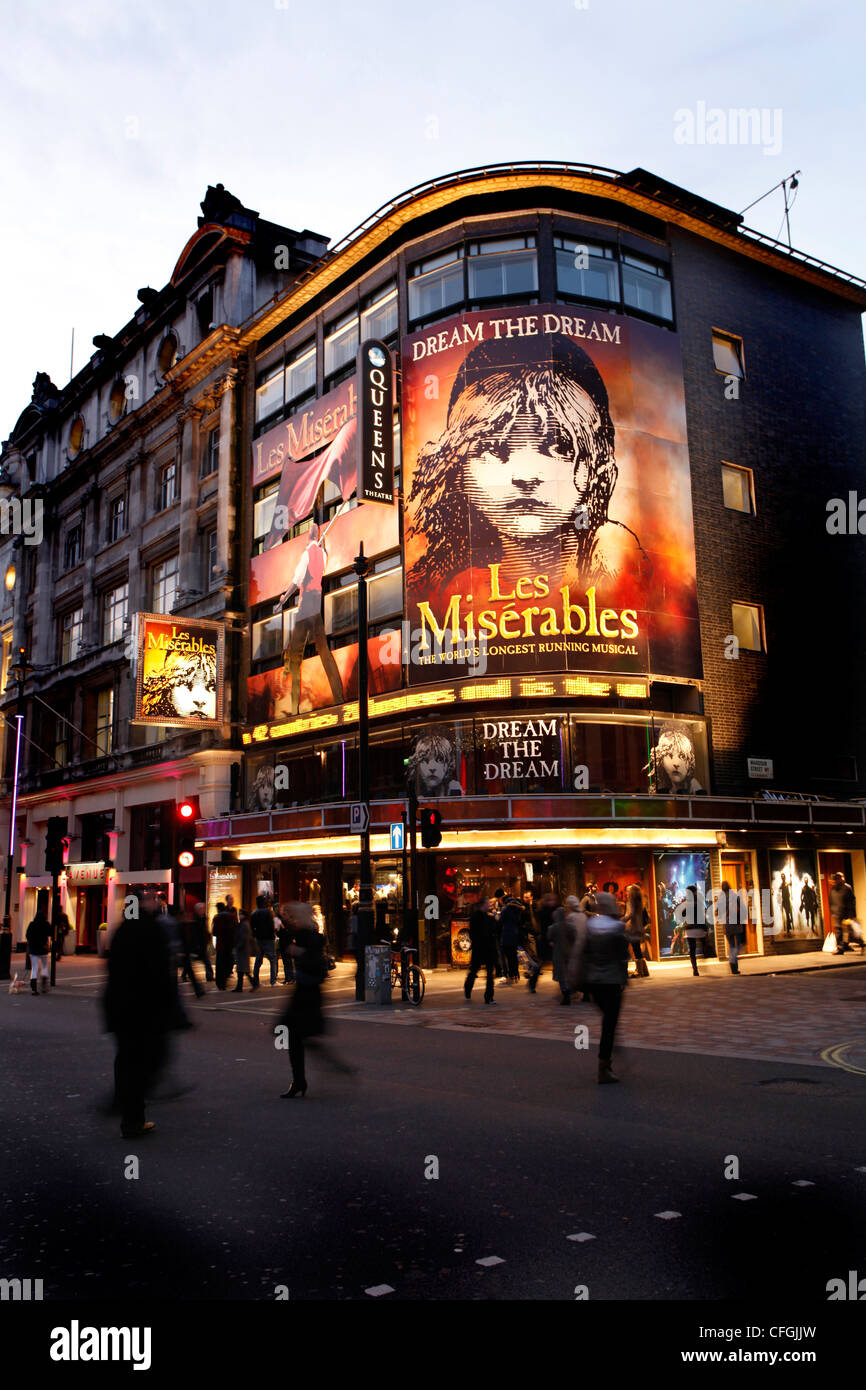 Les miserables london theatre hi-res stock photography and images - Alamy