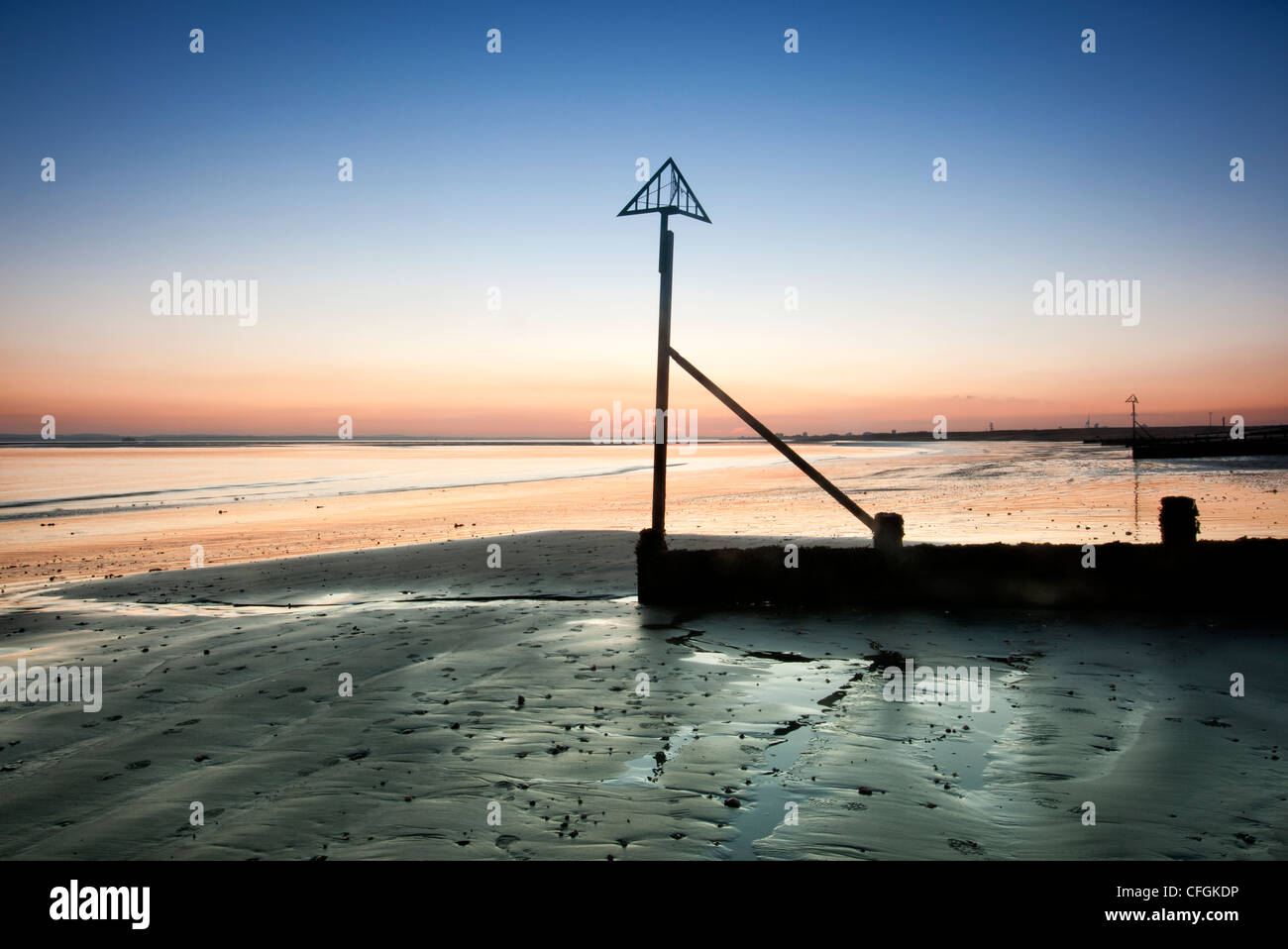 Hayling island beach hi-res stock photography and images - Alamy