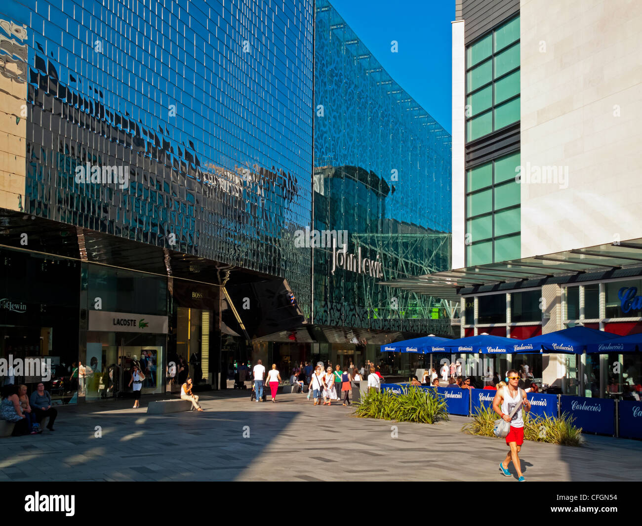 Highcross shopping centre hi-res stock photography and images - Alamy