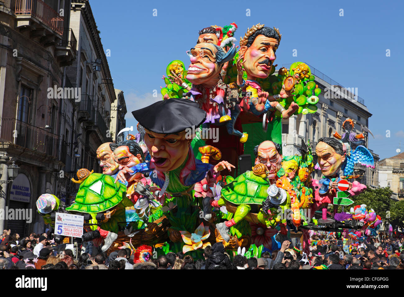 Traditional grotesque carts at Acireale Carnival, Catania, Sicily ...