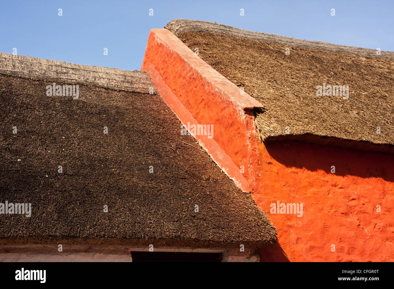 kennixton farmhouse,thatched farm house,wales,uk Stock Photo - Alamy