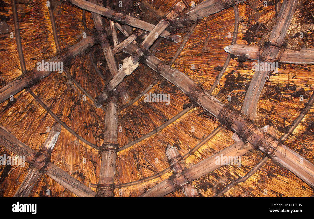 bronze age celtic village,round house huts in welsh bronze age hamlet ...