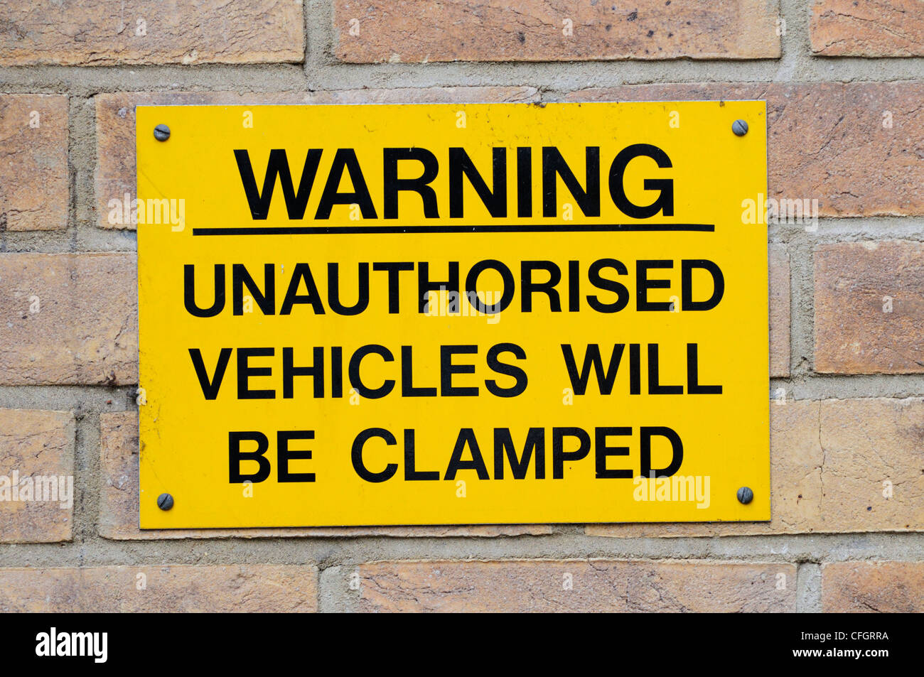 Clamping warning sign hi-res stock photography and images - Alamy