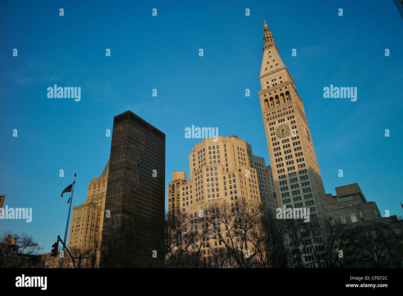 Met Life, Credit Suisse, and Metropolitan Life North Building at ...