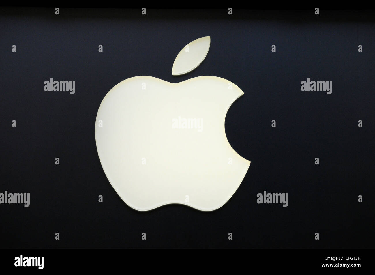 Apple logo hi-res stock photography and images - Alamy