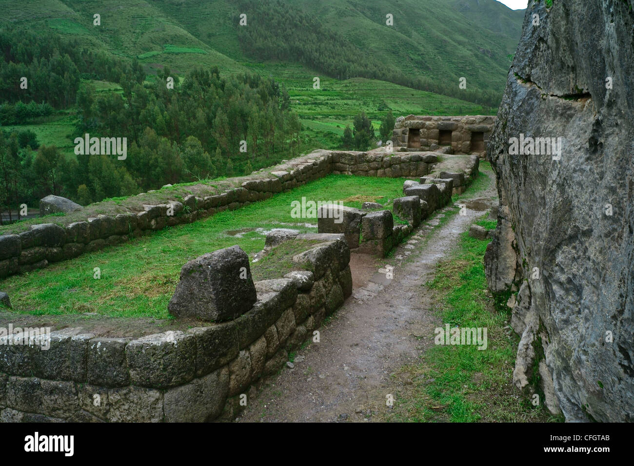 Puka Pukara or Red Fortress in Quechua Stock Photo - Alamy