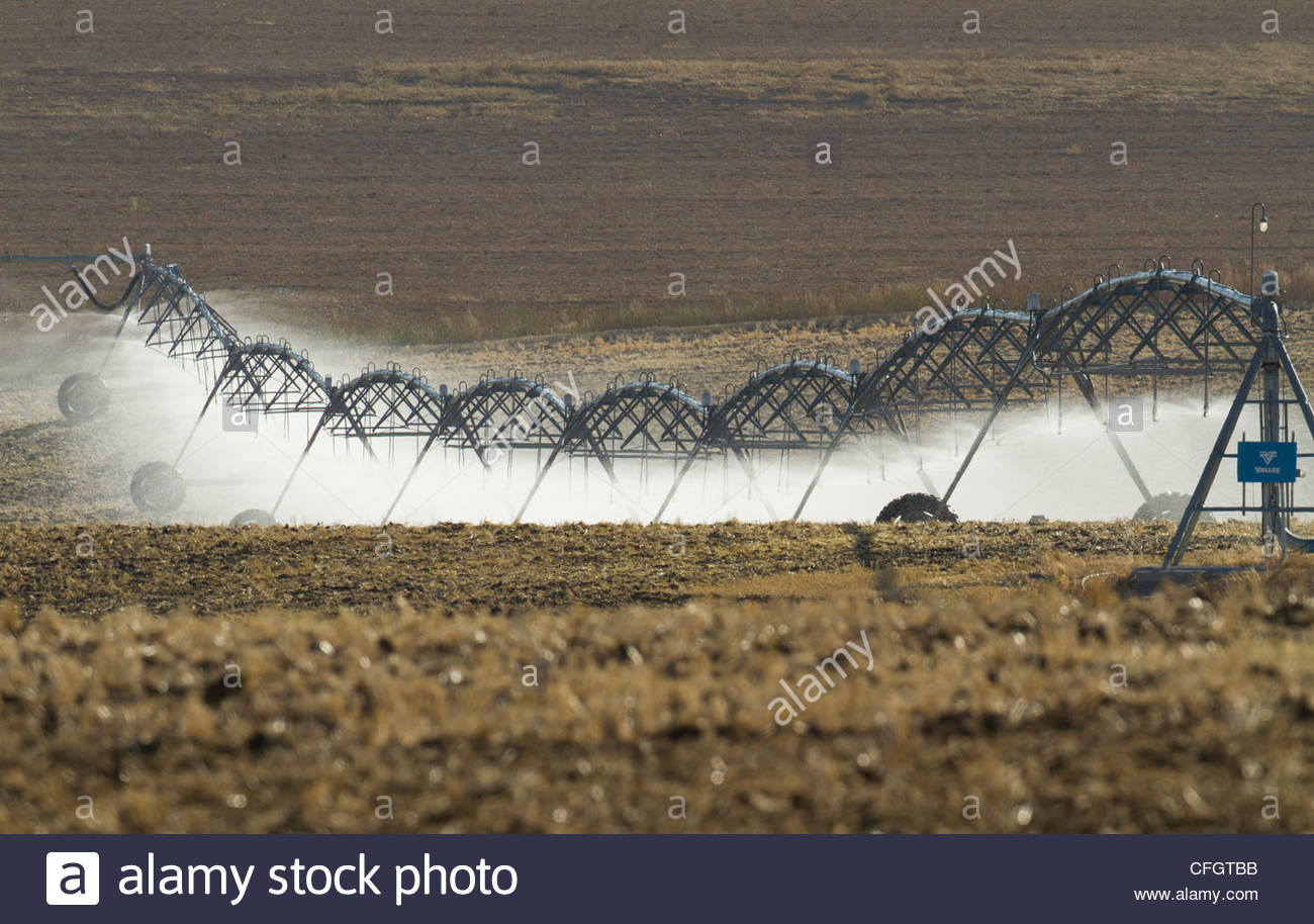 Central Pivot Irrigation System Stock Photos & Central Pivot Irrigation ...