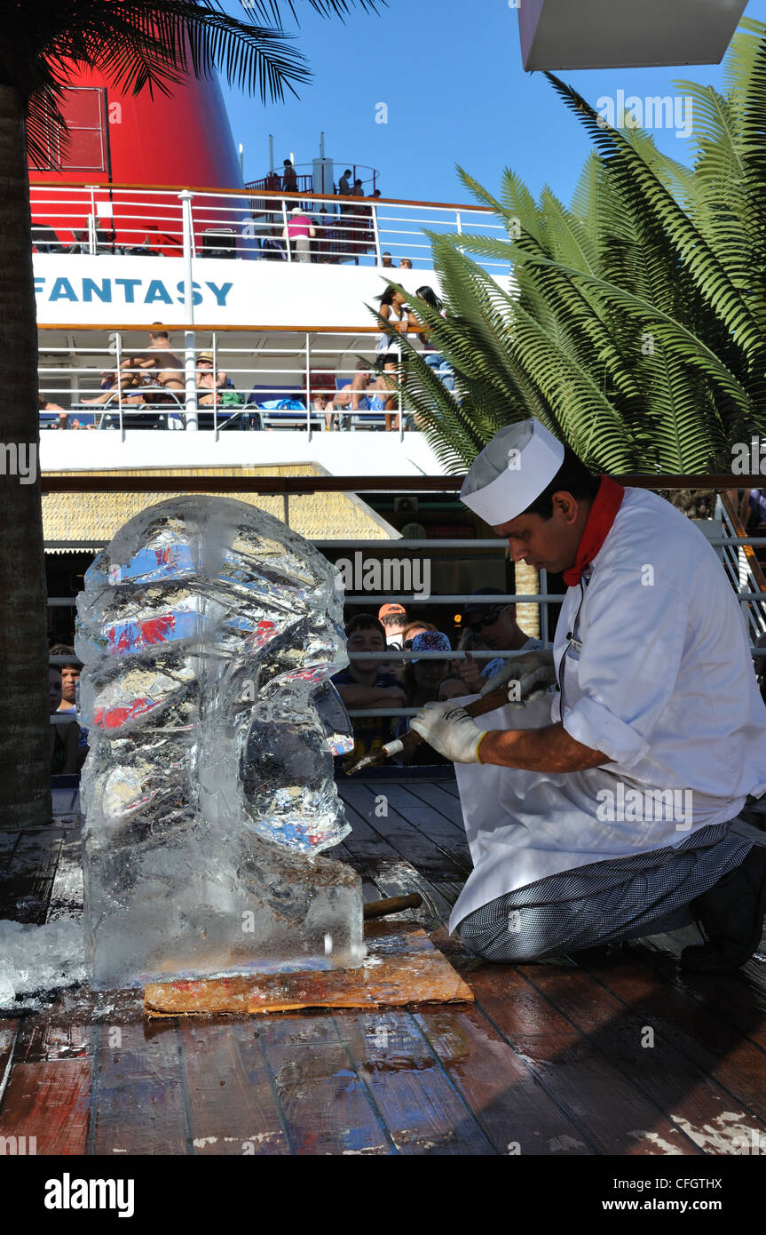 Cruise ship ice carving - Indian chief's head Stock Photo - Alamy