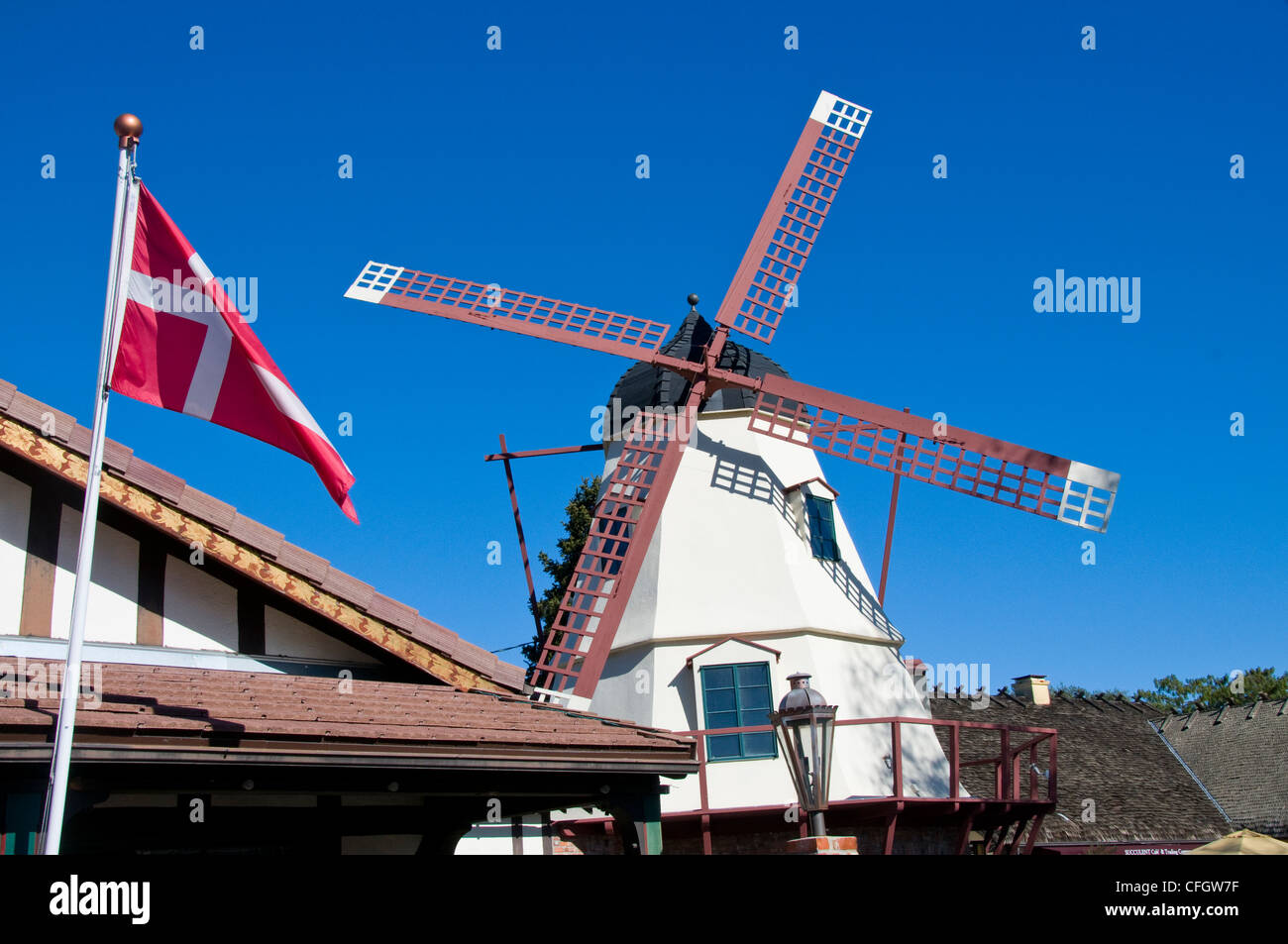 American style windmill hi-res stock photography and images - Alamy