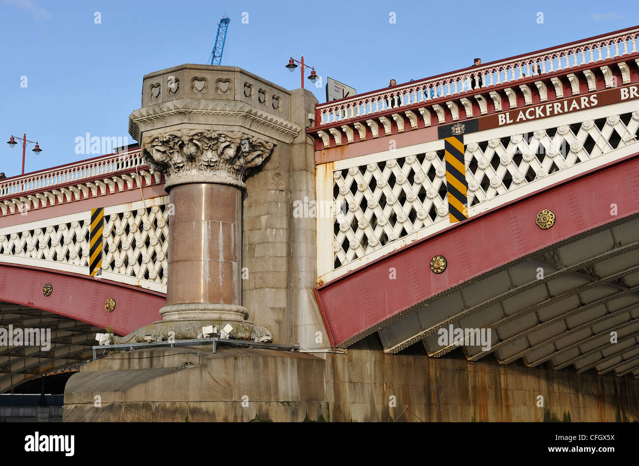 Blackfriars Bridge Thames River London England UK Stock Photo - Alamy