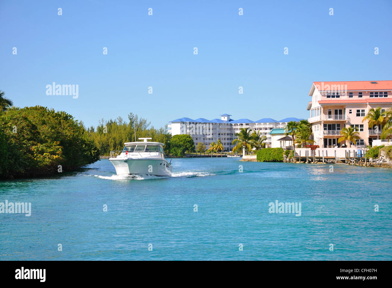 Lucaya beach resort hi-res stock photography and images - Alamy