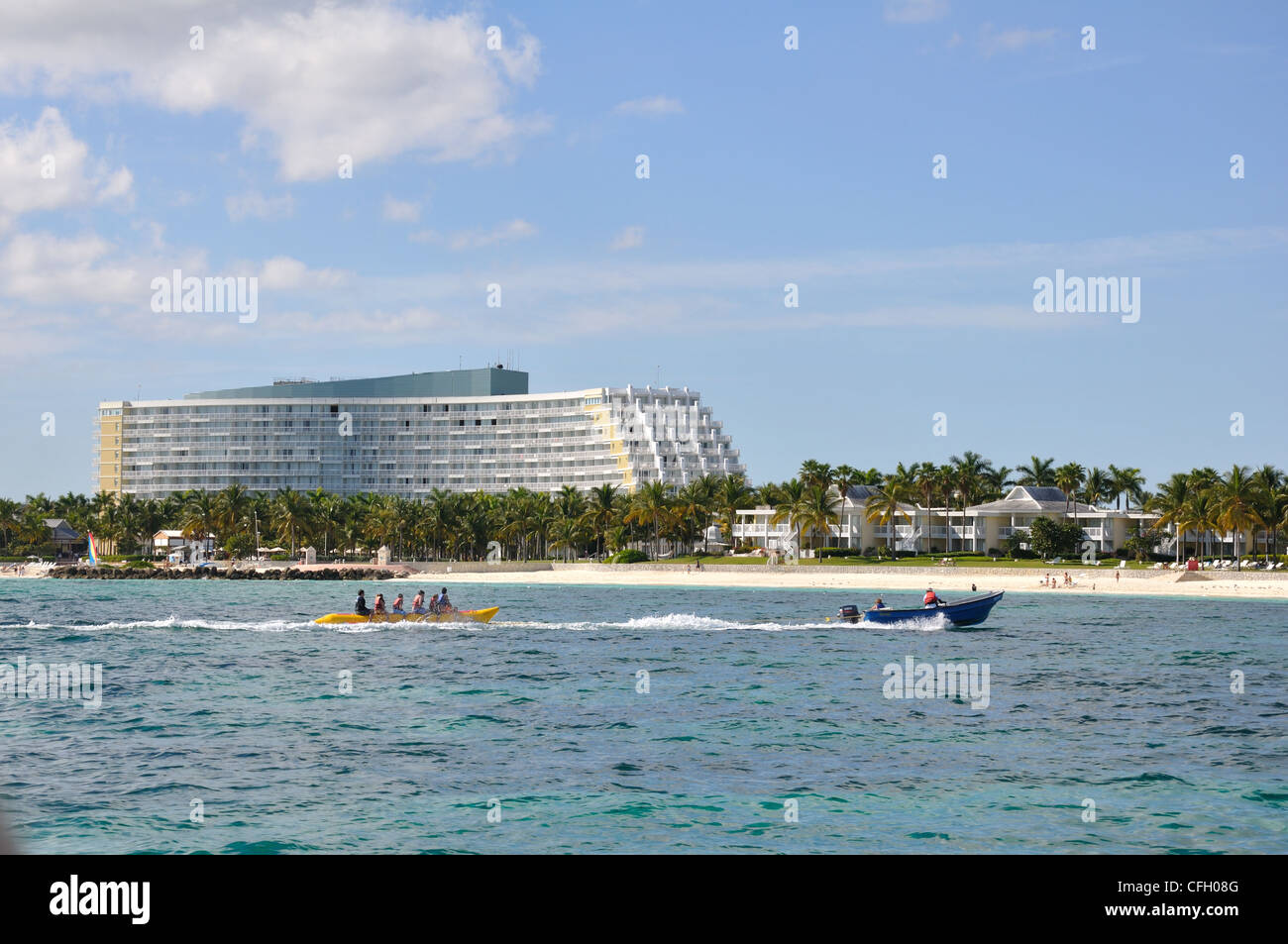 Beautiful lucayan beach grand bahama hi-res stock photography and ...