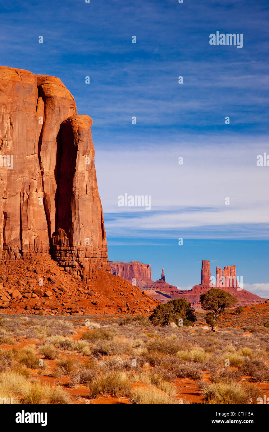 View through the North Window, Monument Valley, Arizona USA Stock Photo ...