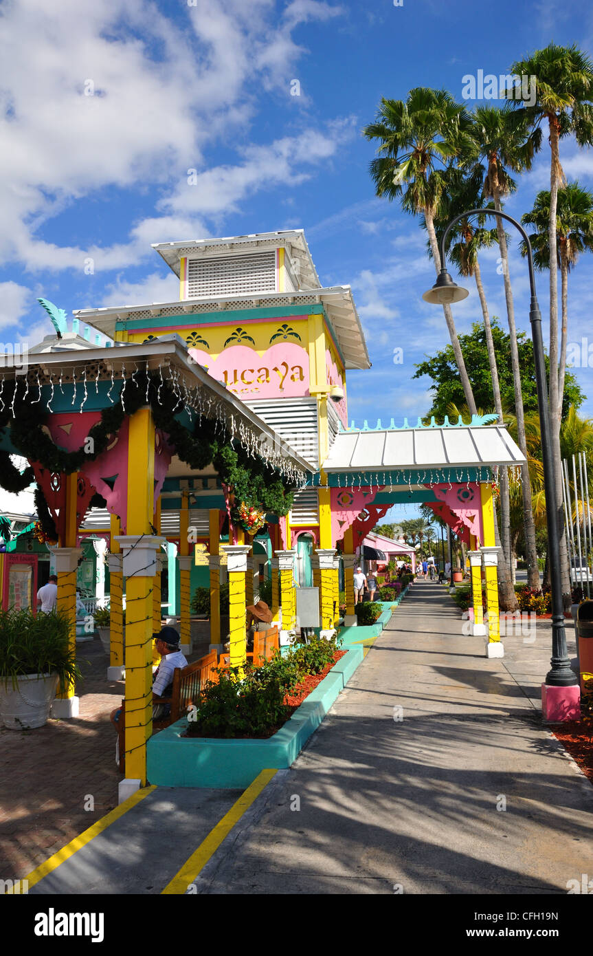 Bahamas islands grand island freeport hi-res stock photography and ...