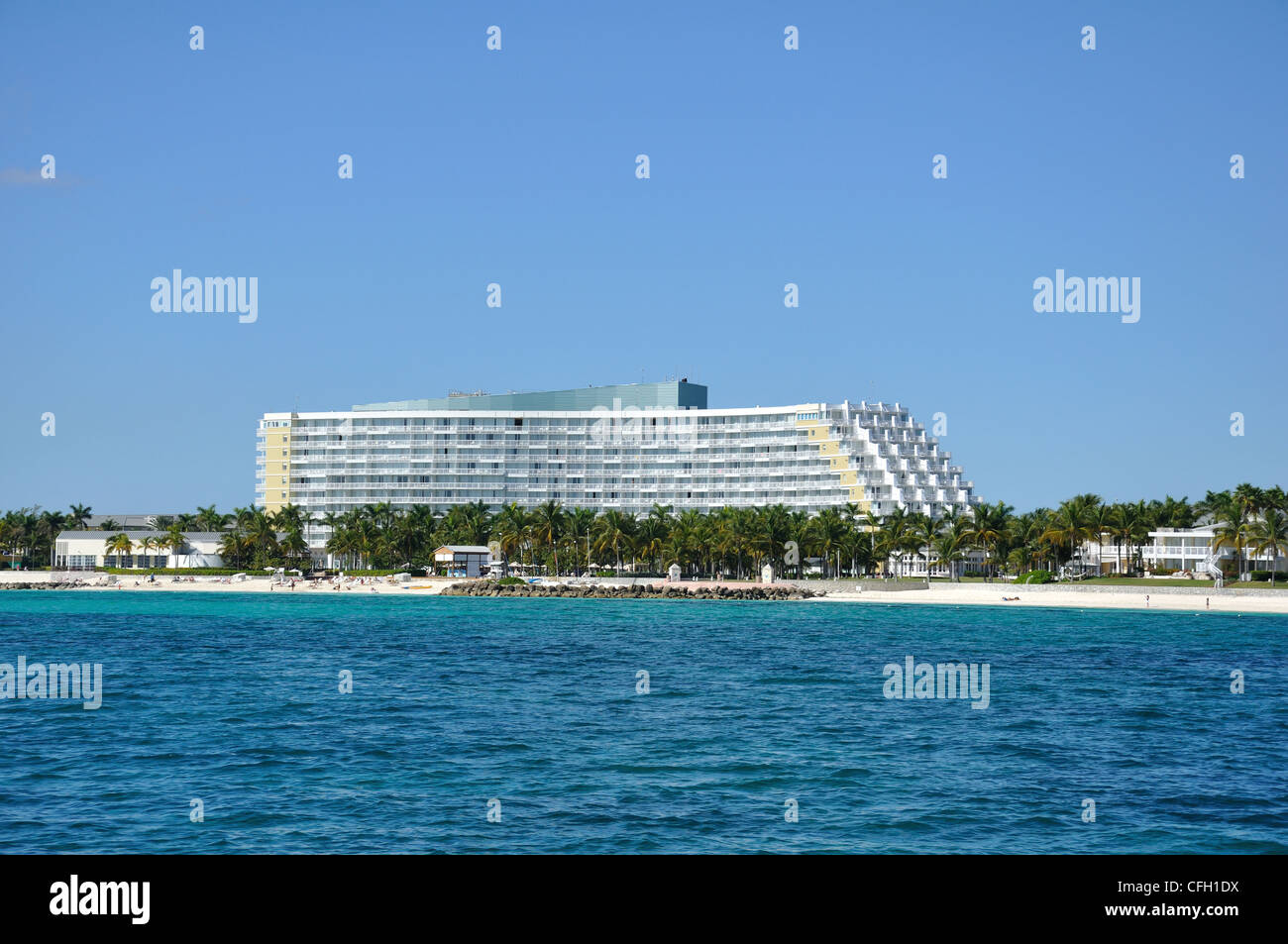 Beautiful lucayan beach grand bahama hi-res stock photography and ...