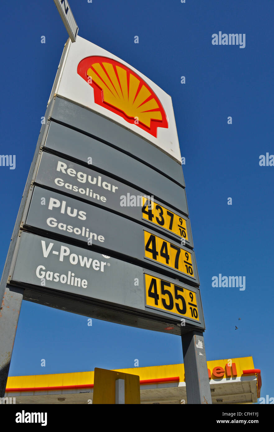 Shell service station california hi-res stock photography and images ...
