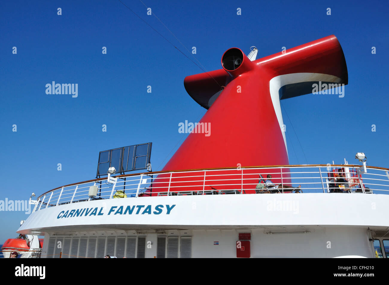 Cruise ship funnel hi-res stock photography and images - Alamy