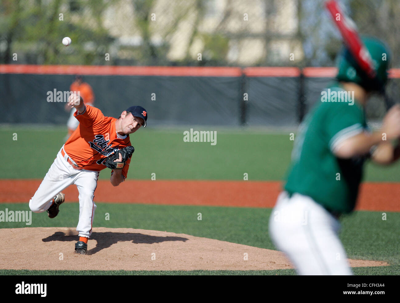 College baseball pitcher hi-res stock photography and images - Alamy