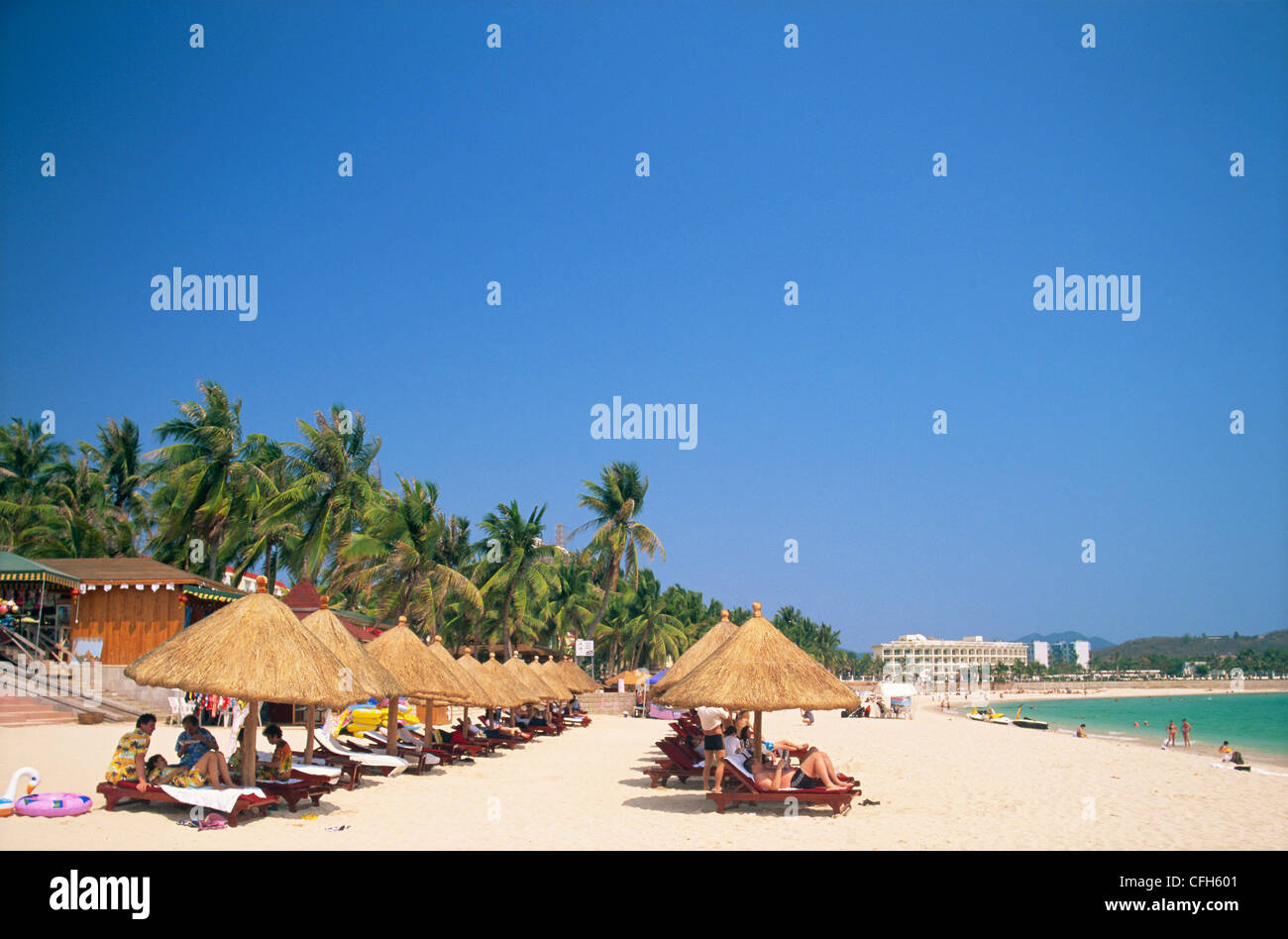 China hainan island sanya dadonghai hi-res stock photography and images ...