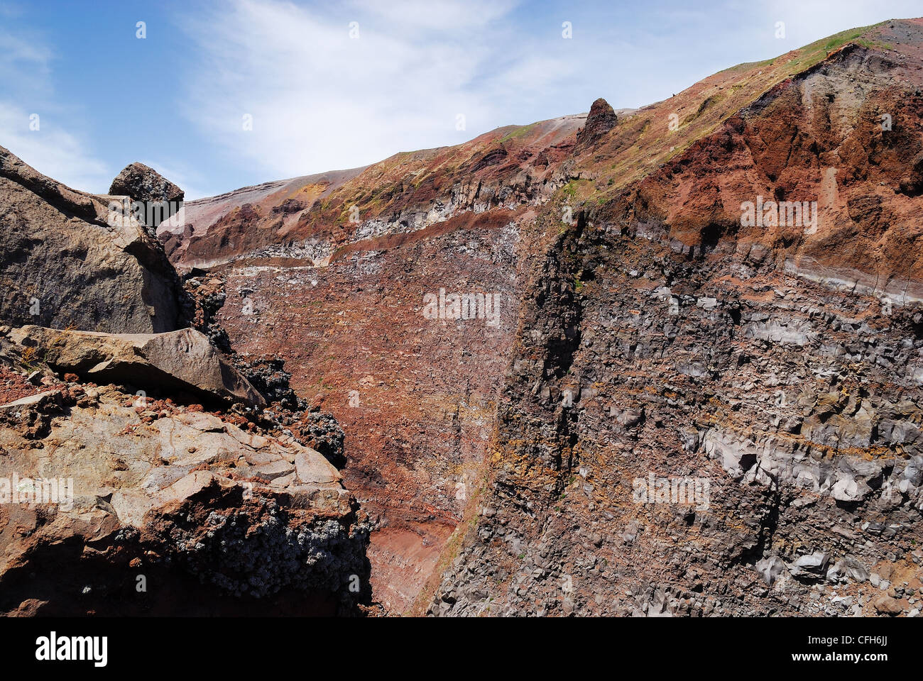 The Vesuvius' crater Stock Photo - Alamy