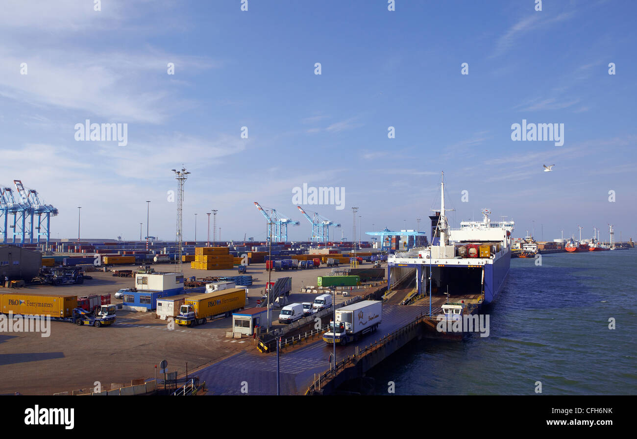 Harbor of zeebrugge hi-res stock photography and images - Alamy