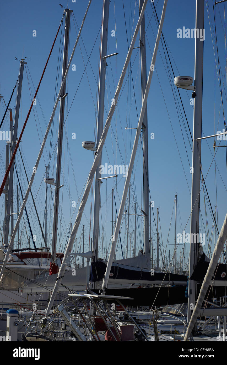 Sailing boat masts Stock Photo - Alamy