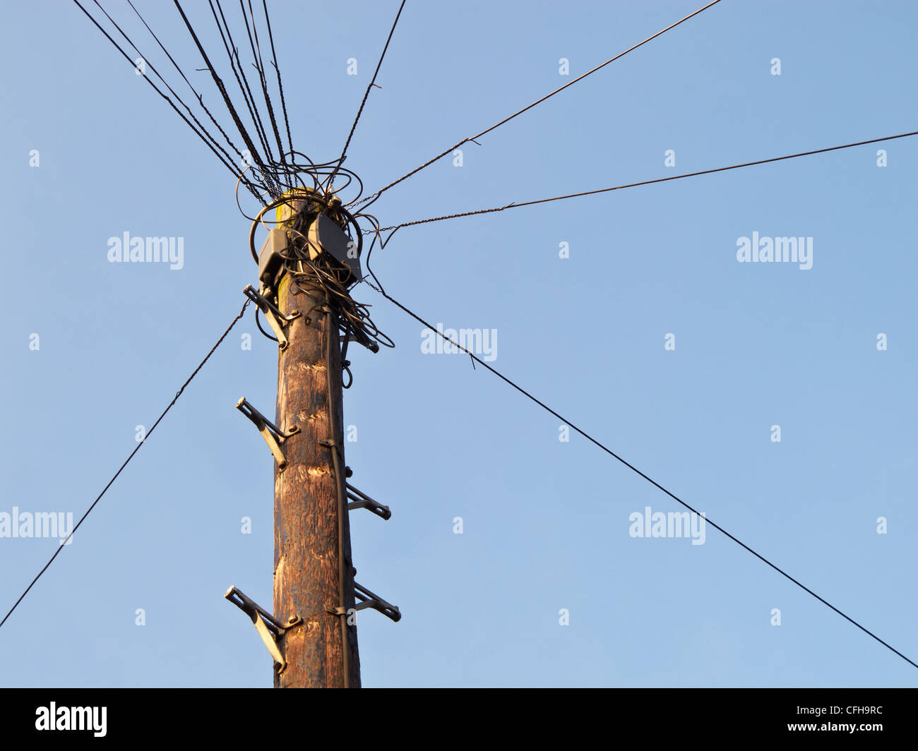 Bt openreach telephone phone engineer hi-res stock photography and ...
