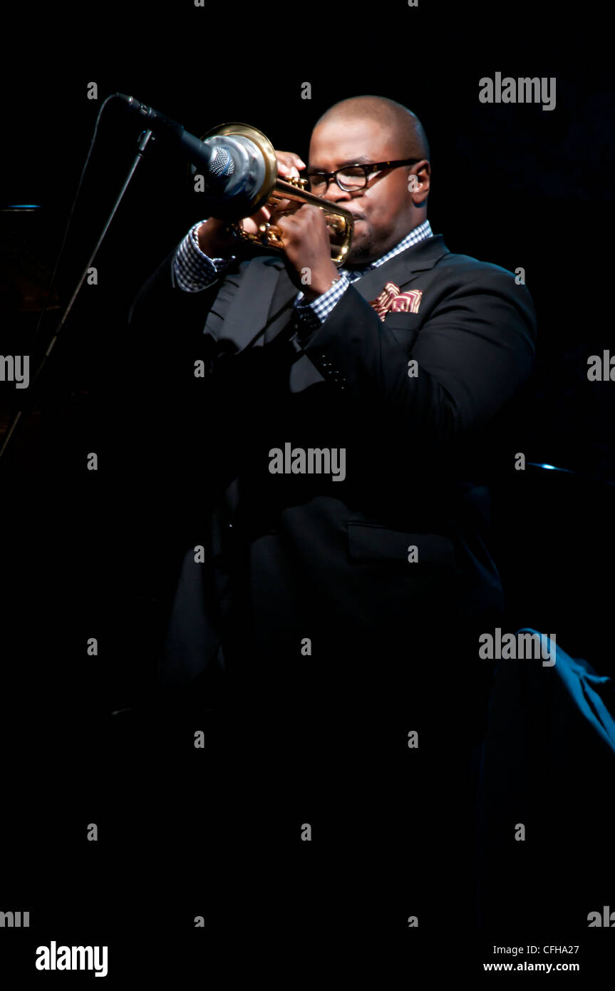 Jazz music and song hi-res stock photography and images - Alamy