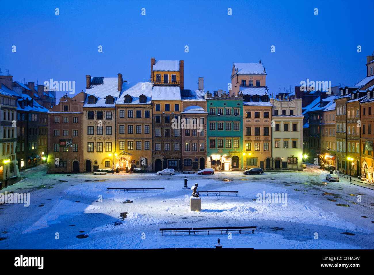 Winter twilight in the Old Town Square, Stary Rynek,Warsaw, Poland ...