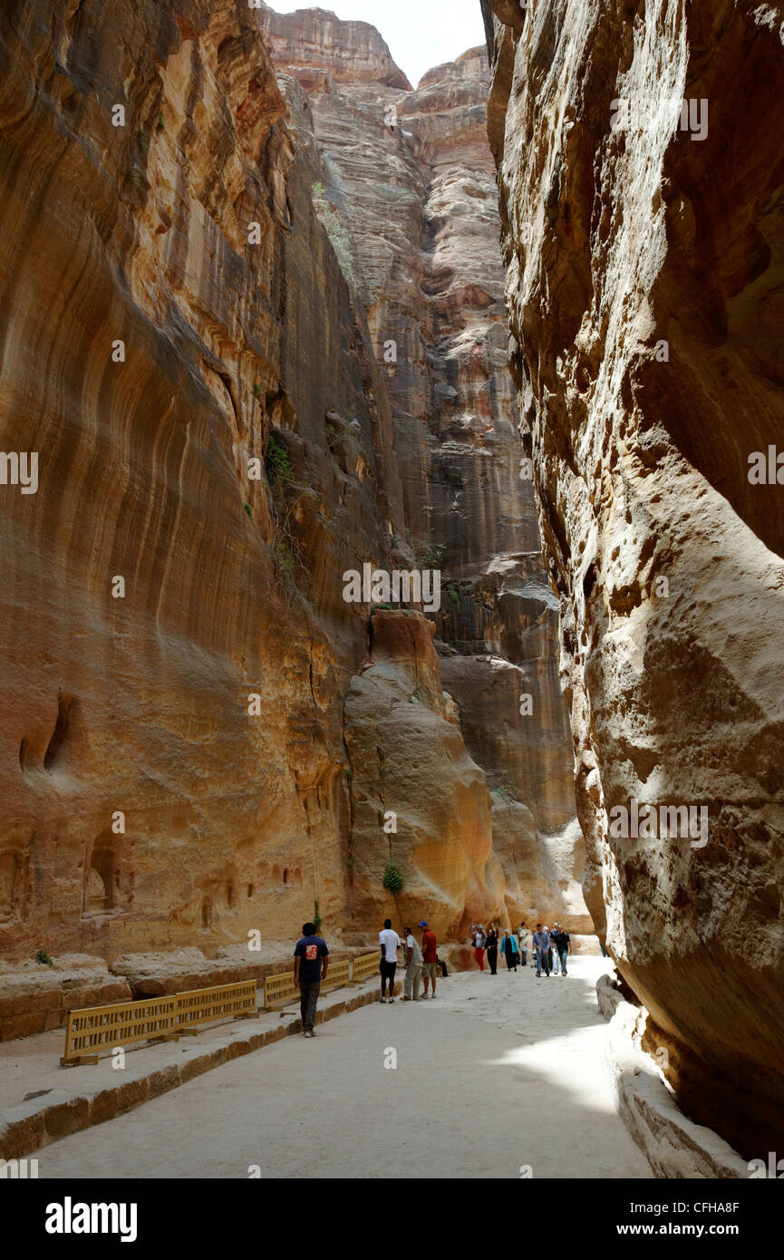 Narrow ravine hi-res stock photography and images - Alamy