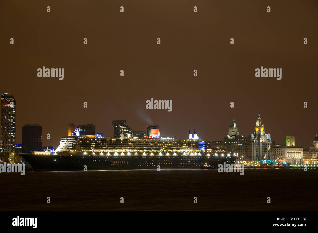 Bridge cunard ocean liner hi-res stock photography and images - Alamy