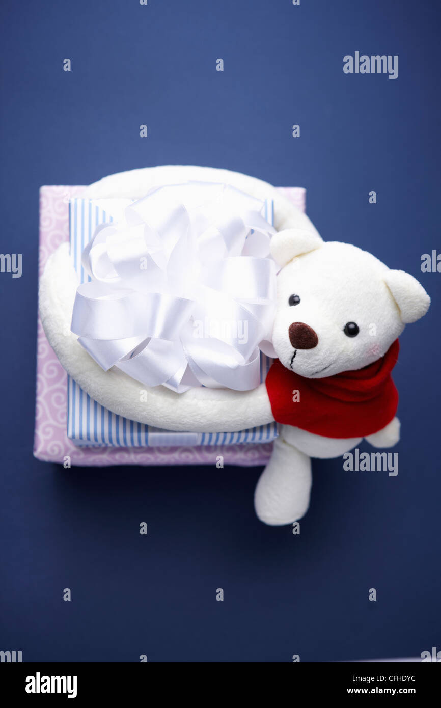 Teddy bear cut out arms hi-res stock photography and images - Alamy