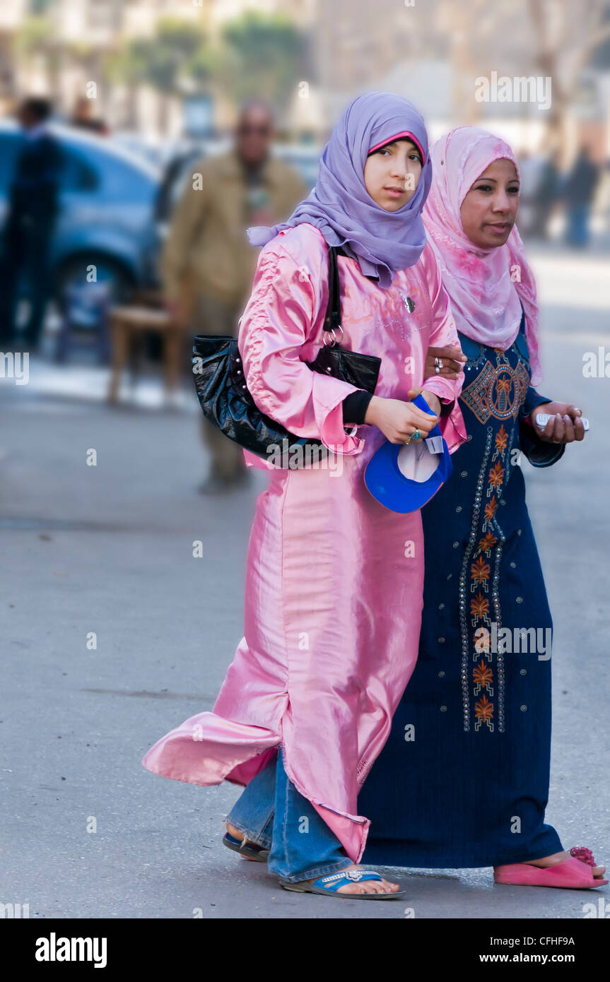 Veiled women walking downtown Cairo Stock Photo - Alamy