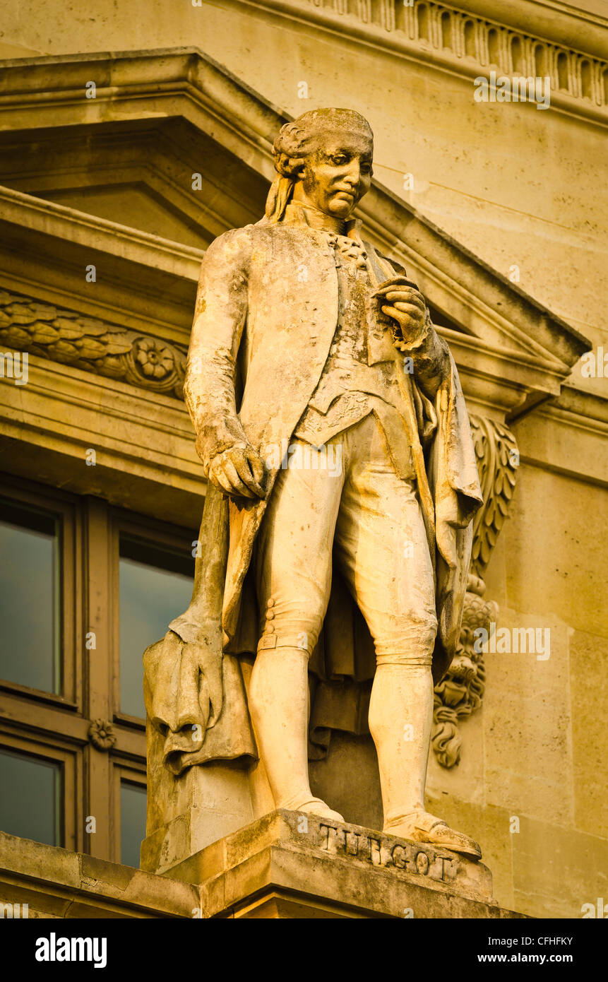 Statue detail at the Louvre Palace, Louvre Museum, Paris, France Stock ...