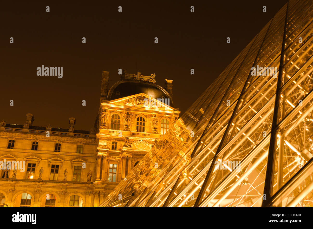 Louvre Palace and Pyramid at night, Louvre Museum, Paris, France Stock ...