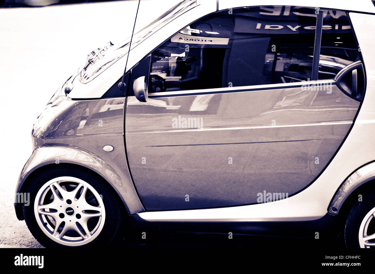 Smart Car, Paris, France Stock Photo - Alamy