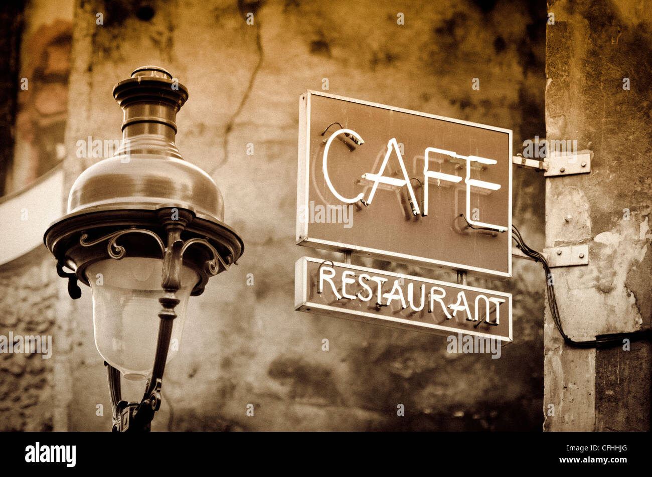 Cafe de paris sign hi-res stock photography and images - Alamy